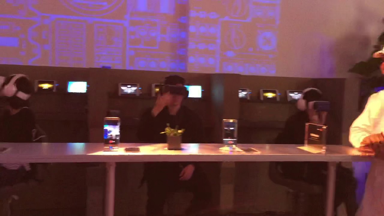 Hunger Games VR Experience in NYC 2015 - YouTube