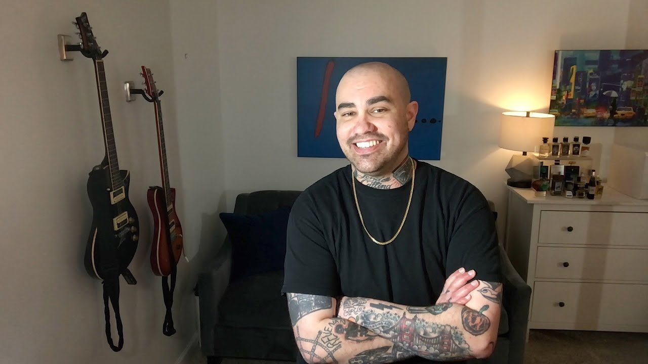 Clive Christian Jump Up and Kiss Me Hedonistic Review (2021 Edition ...