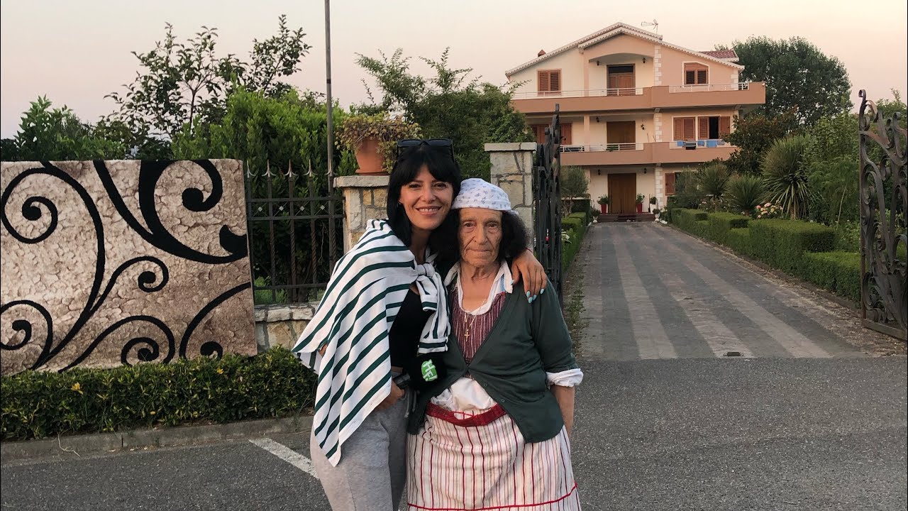 Zojz fshati ku takuam vetëm një banorë☺️ - YouTube