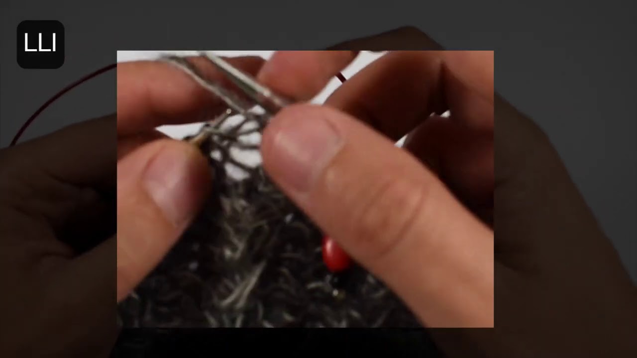 LLI - #iciclesweater - mini knitting demo - YouTube