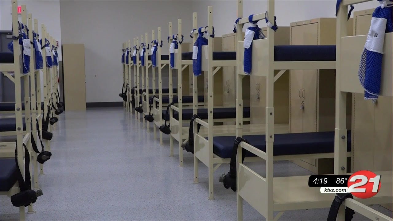 Oregon National Guard Youth Challenge program adjusts - YouTube