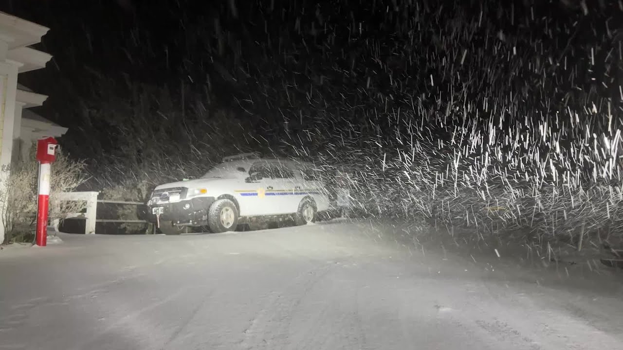 Snow storm: Raw video of wintry conditions at Mt. Hamilton - YouTube