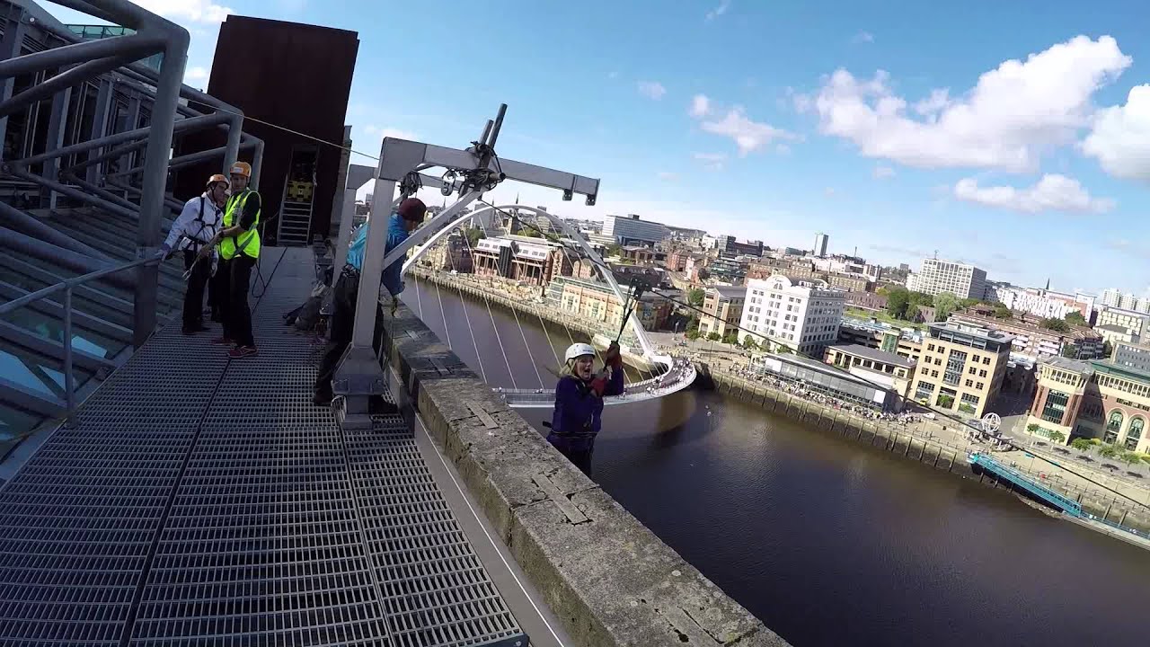 Steve Colman's Smooth Zipwire Challenge - The Baltic Gateshead - YouTube
