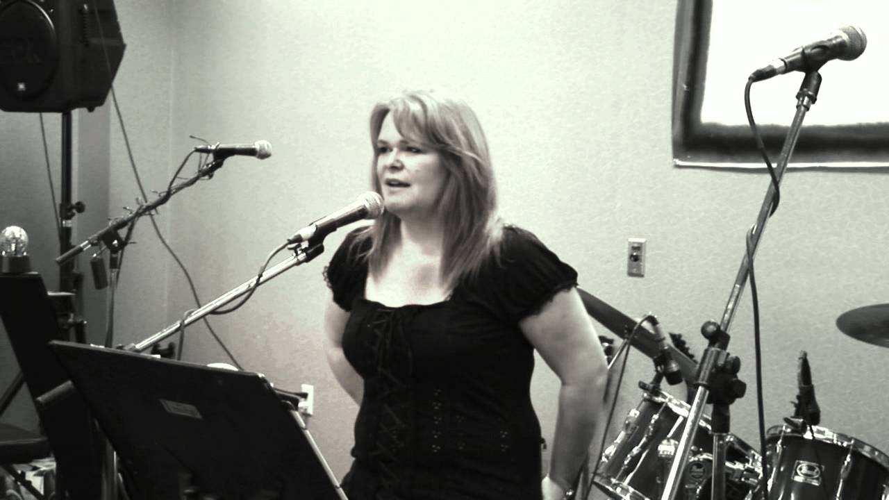 Krisie Snowdrop - Help Me Make It Through The Night - YouTube