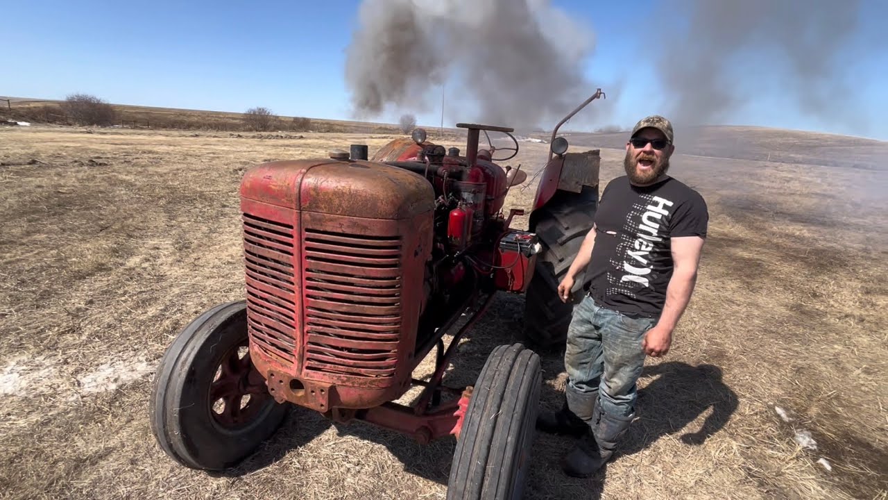 First start of the year 1950 wd9 gas start deisel - YouTube