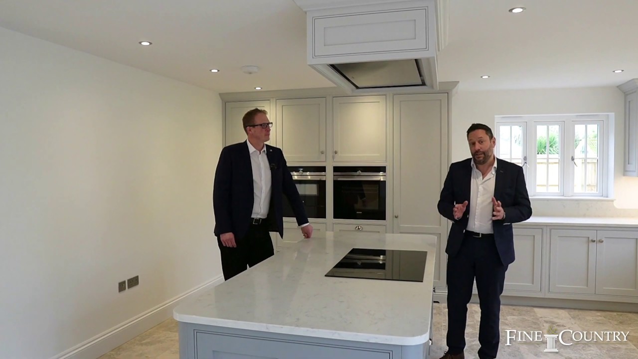 Braeburn House, Dunchurch - Fine & Country Rugby (Sam Funnell ...