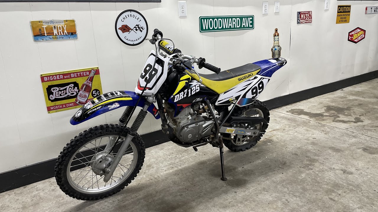 RESTORING a DIRTBIKE in 6 MINUTES // Suzuki DRZ-125 - YouTube