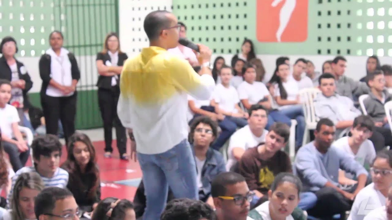 Manhã de louvor no Colégio Cepi - Pr. Lucas Abreu - YouTube