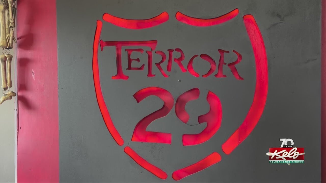 Terror 29: A home haunt turns into 5 years of fear - YouTube