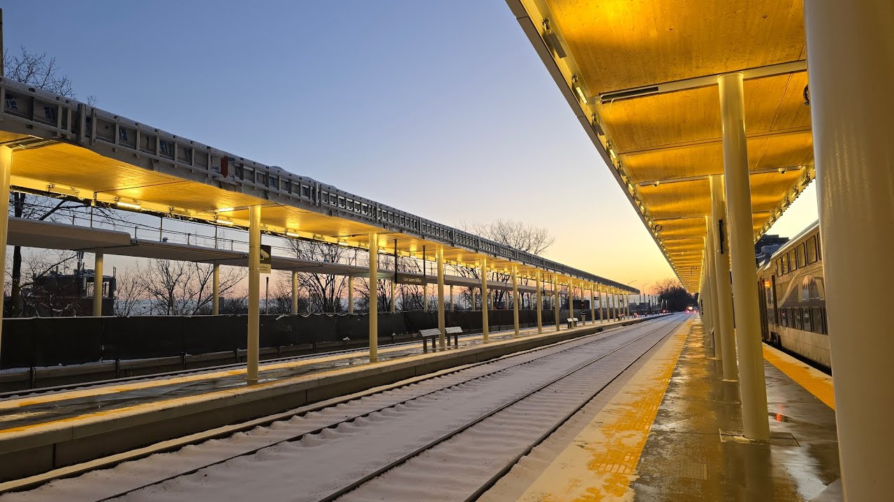 🚉 Lucien-L'Allier exo commuter train station reopened after renovations ...