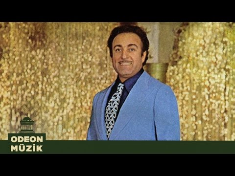 Yaşar Özel - Kalbimin Kapısını / Geçmiyor Gönül Yarası (45'lik)