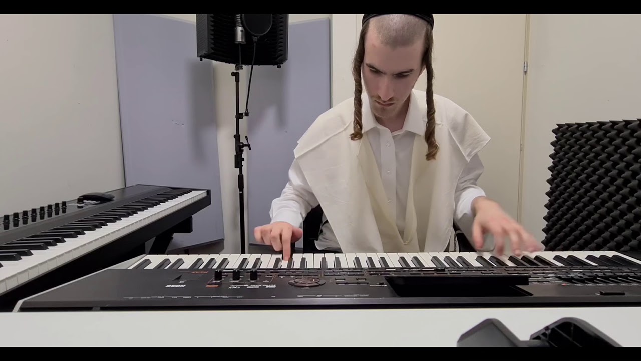 יוסף ניגון - אפרים מרקוביץ. Yosef Nigun by Efraim Markowitz Chords - Chordify