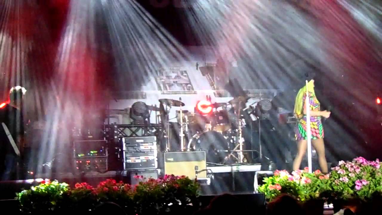 Delia concert parc plumbuita bucuresti 1 mai 2016 - YouTube