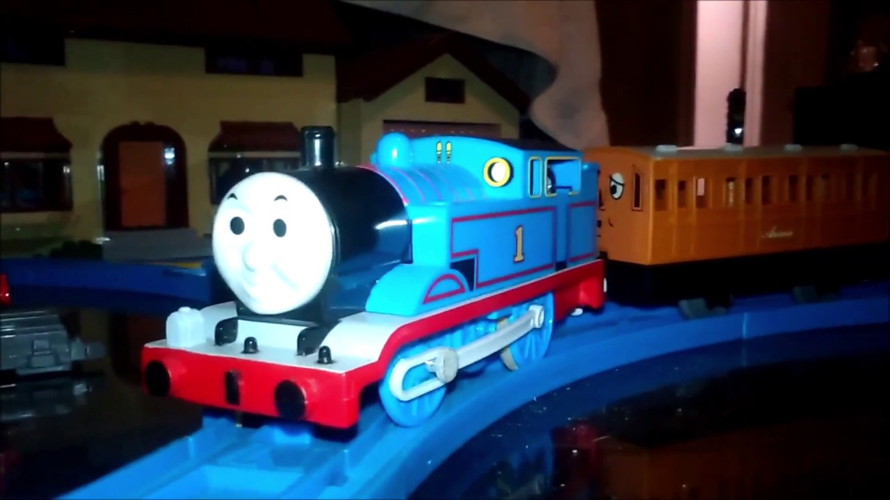 Plarail TS-01 Classic Thomas Run! - YouTube