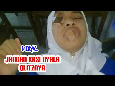 Jangan kasi nyala Blitznya\