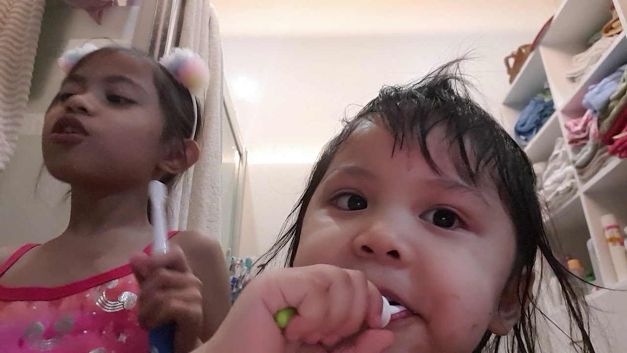 Night routine with my baby sister!!!! 🥰 - YouTube