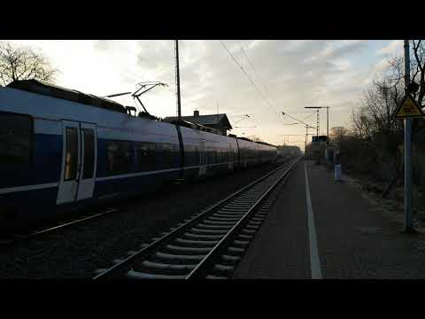 RE7 nach Rheine bei der Durchfahrt in Mesum Bf