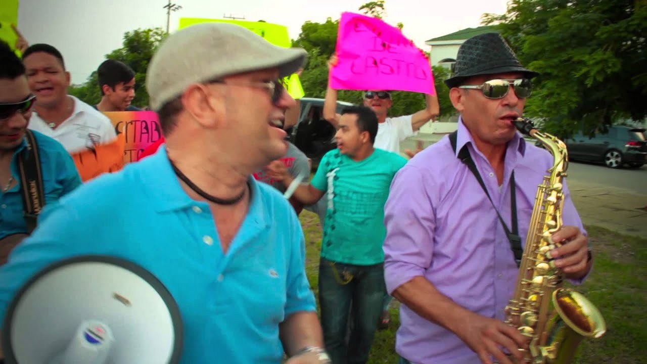 CHELITO DE CASTRO LA HUELGA VIDEO OFICIAL - YouTube