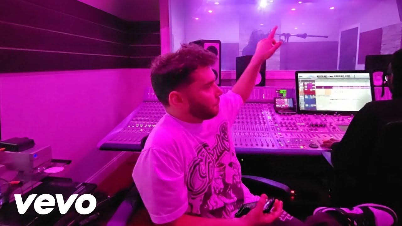 Adin Ross, HSTIKKYTOKKY & SSB N3on x Zherka DISS TRACK! - YouTube