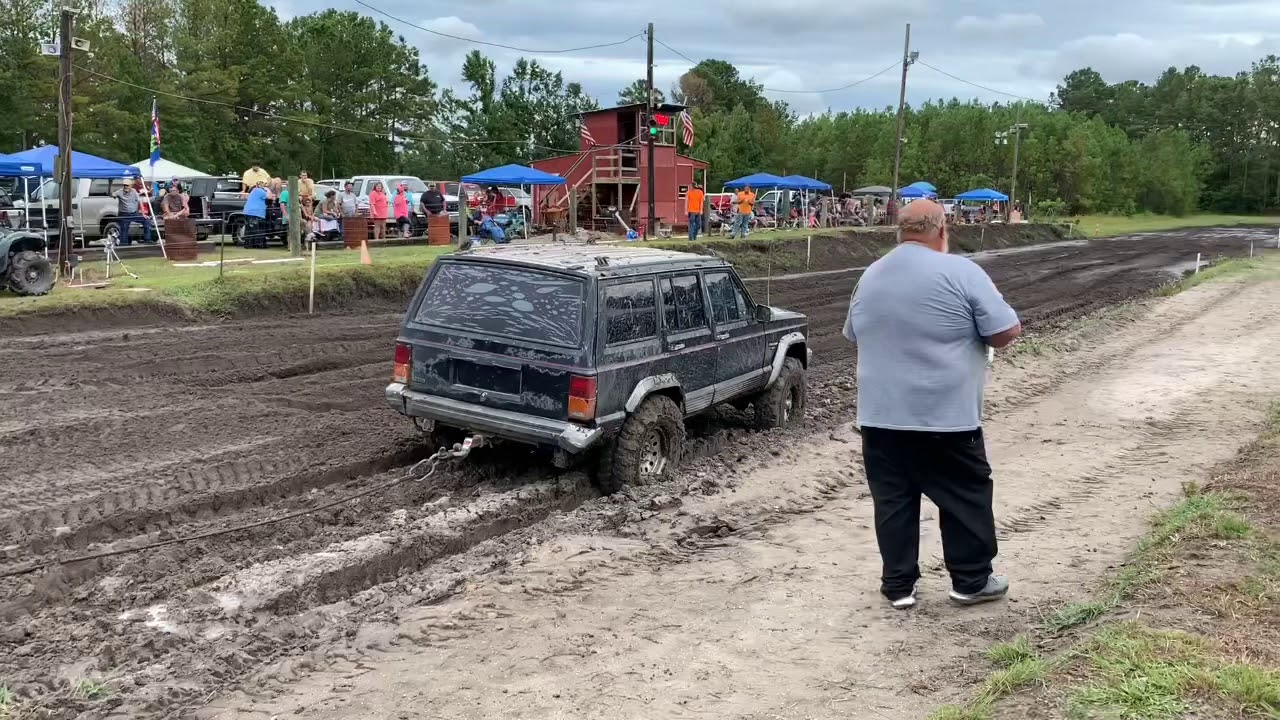 August 3rd 2019 little doo mud bog. Stock Class - YouTube