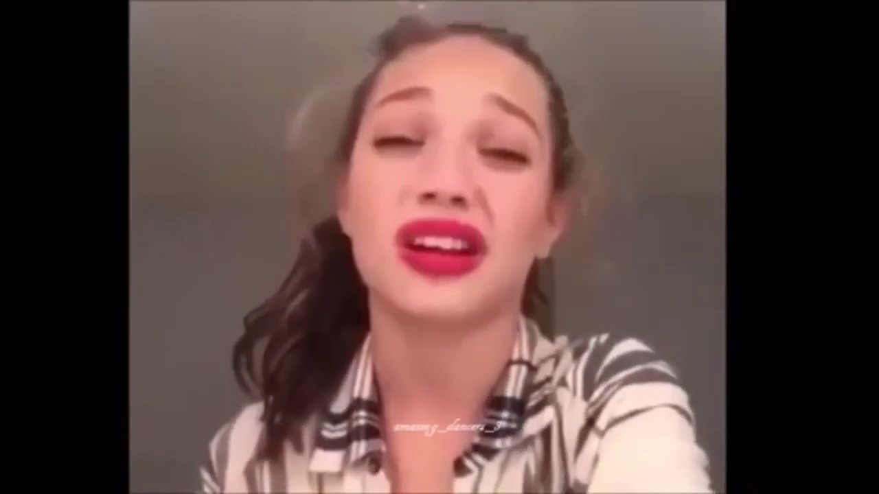 Maddie Ziegler's crazy moments! - YouTube