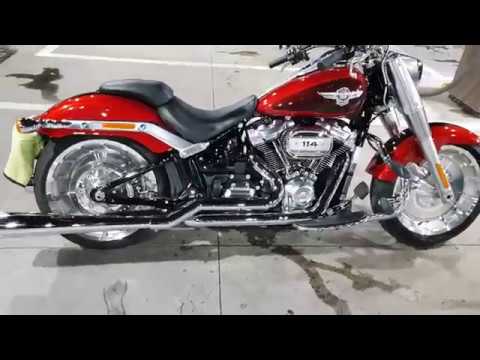 Softail freedom combat true dual exhaust m8 engine - YouTube