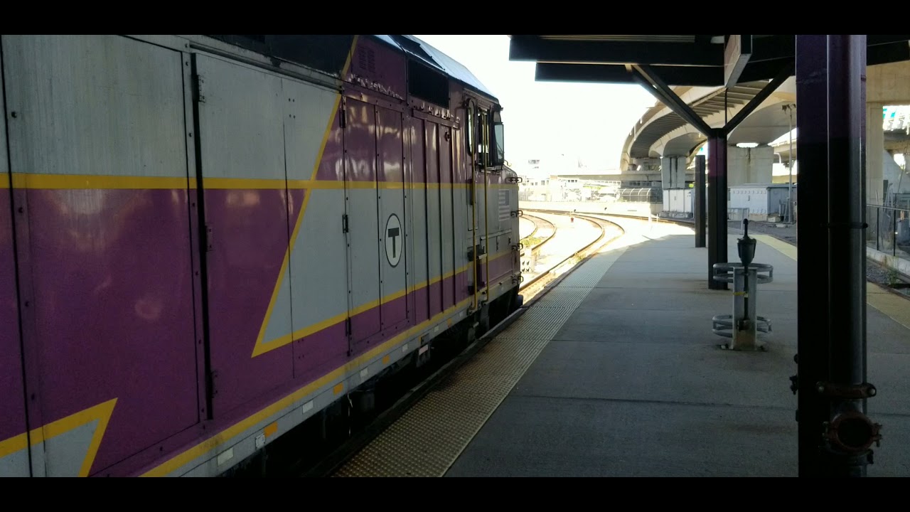 MBTA MK F40PHM-2C #1034 with horn salute!! - YouTube