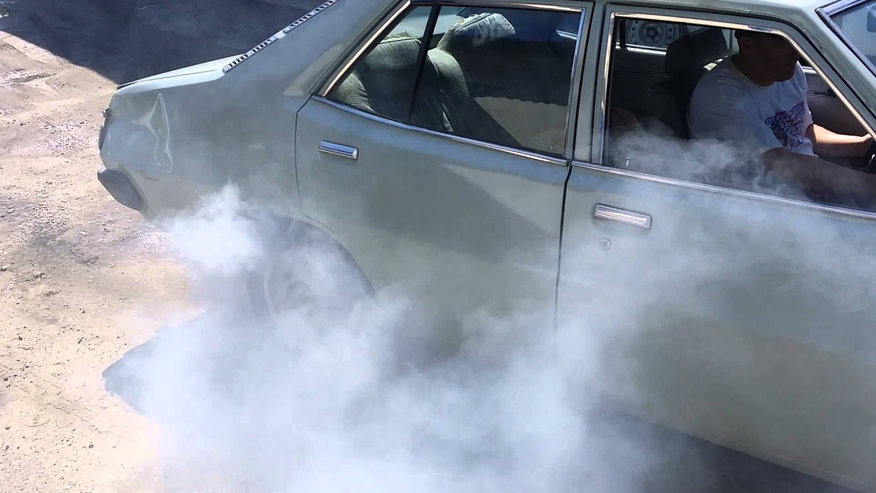 mitsubishi galant 1980 burnout - YouTube