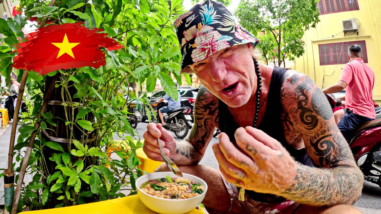 Vietnam. Eating Noodles' For The First Time - YouTube