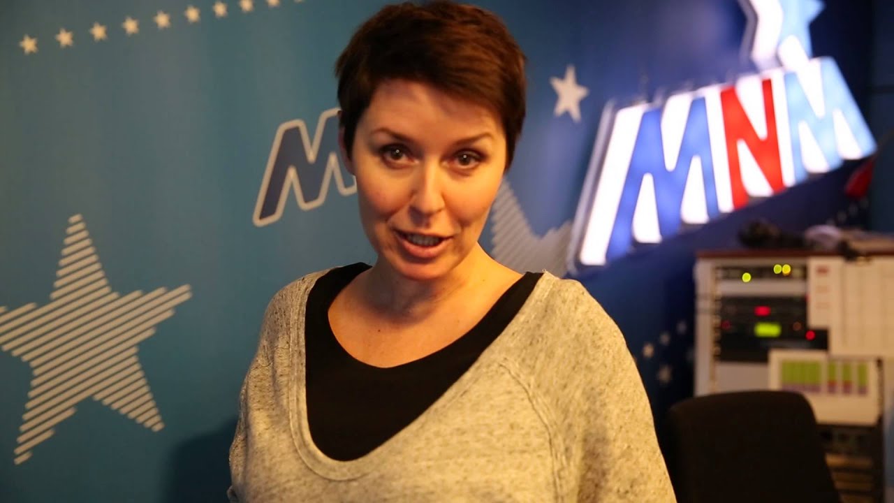 MNM: Ann Reymen steunt Nasrien - YouTube
