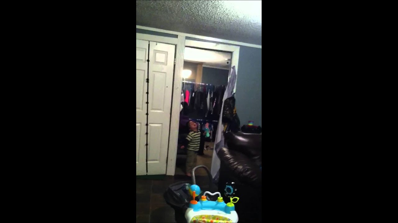 Austin Moua's Temper Tantrum - YouTube