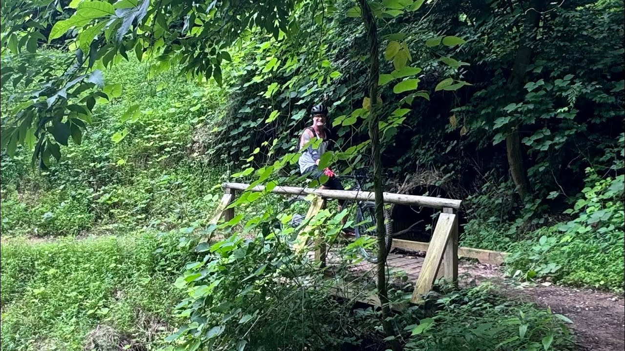 Sharp’s Ridge MTB Trails Knoxville TN - YouTube