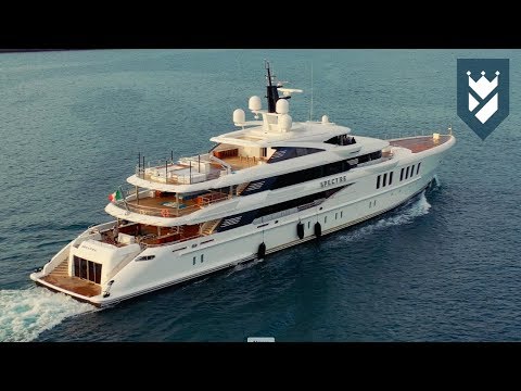 BENETTI YACHTS AND THE STORY OF SPECTRE SUPERYACHT