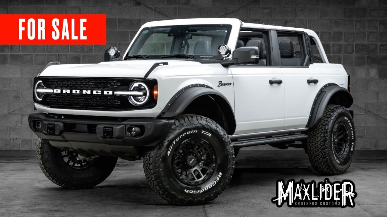 White 87 Ford Bronco Custom 87 Bronco Custom Roof Skin Options?