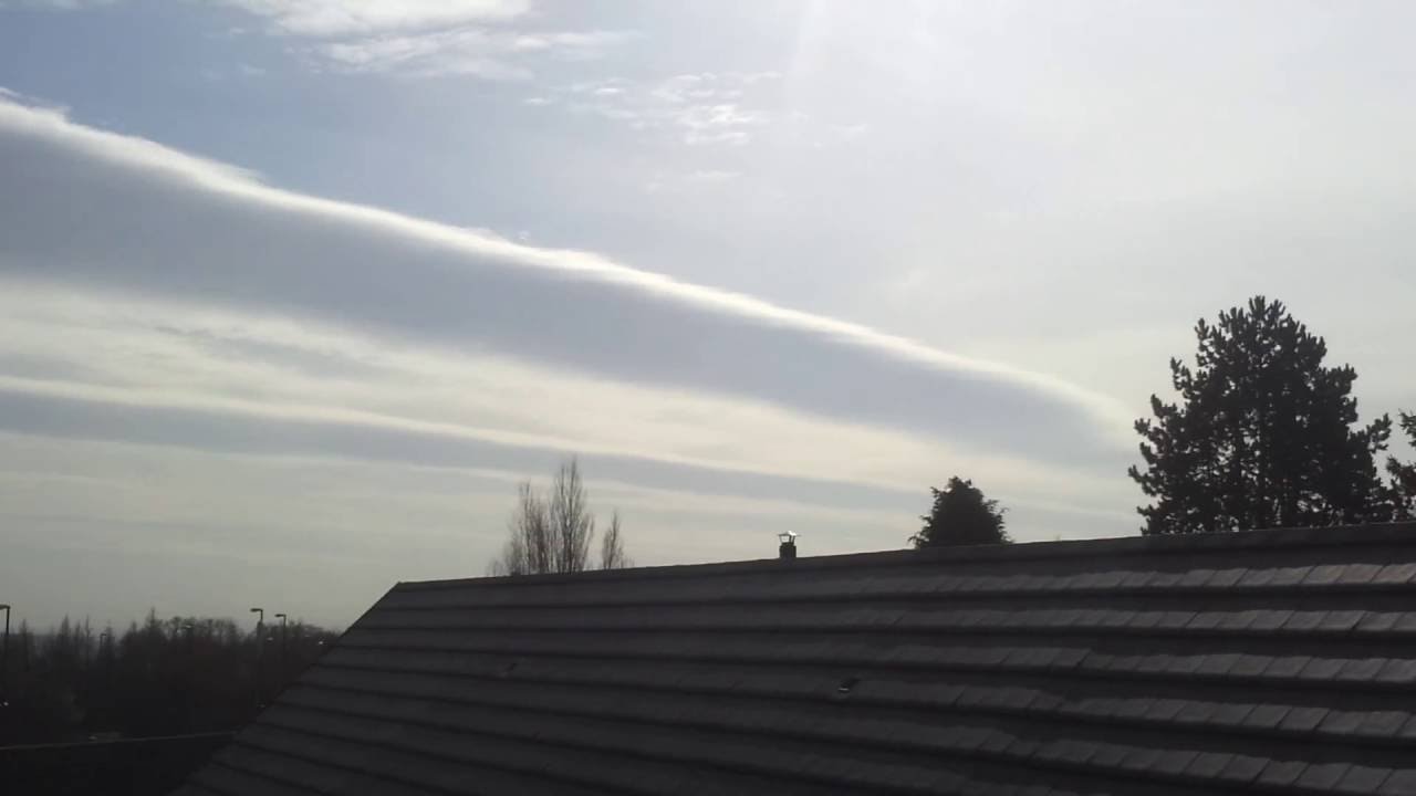 Barrel Cloud Formation over Derby March 2014 - YouTube