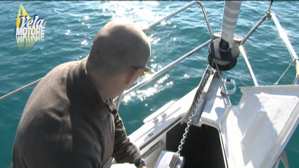 Lezione di vela 5: ancoraggio in rada, dare fondo all'ancora - YouTube