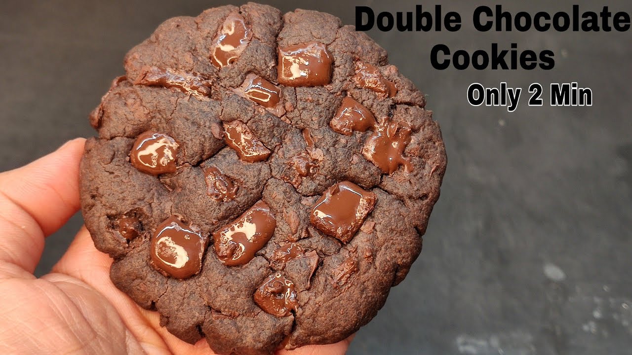 Only 2 Min Double Chocolate Cookies Without Eggसिर्फ 2 मिनट मे बनाए ...