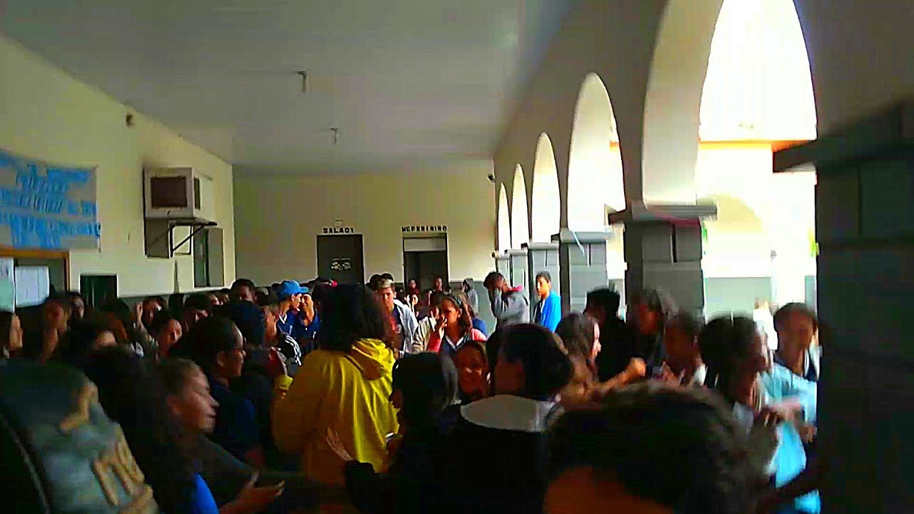 Zueira Baile Funk Na Escola 11 10 2017 Youtube