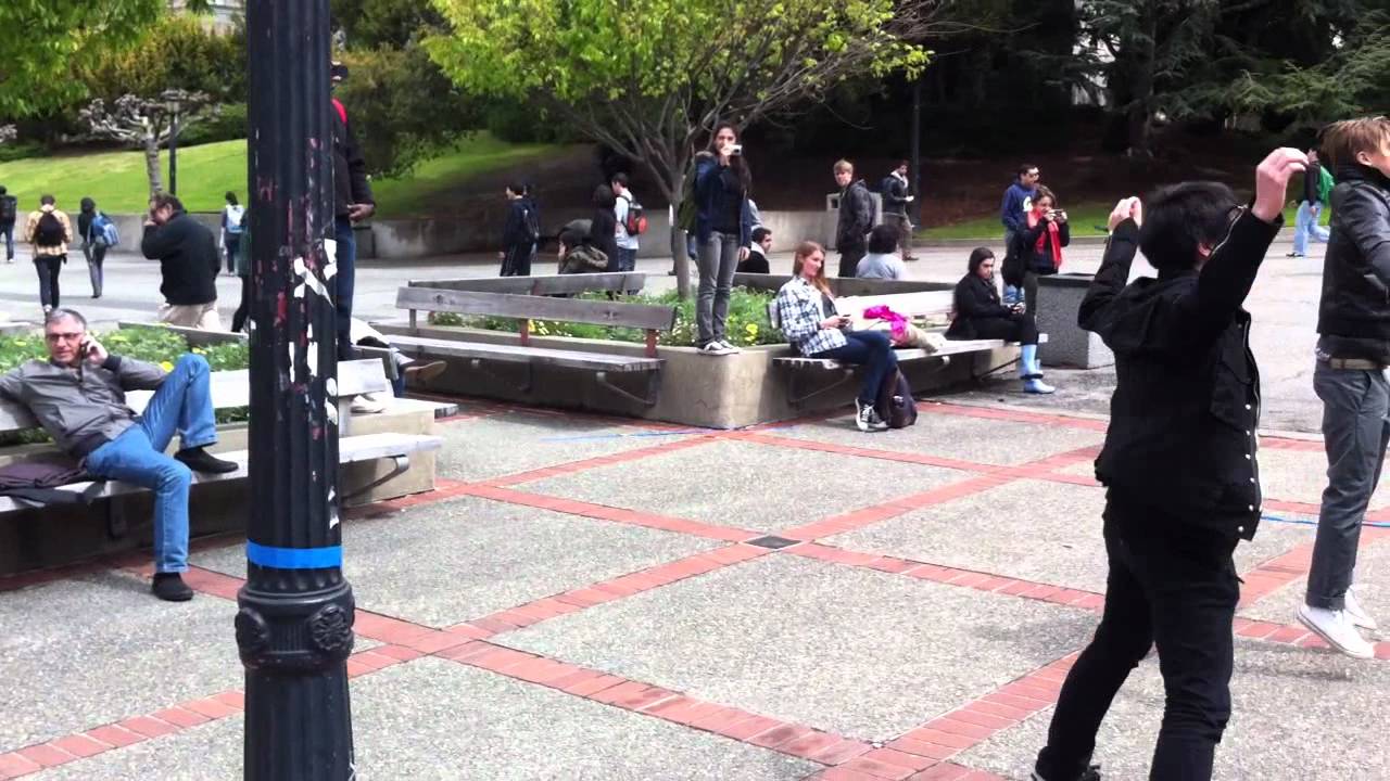 Black Team Flash Mob (Jelafacky) - YouTube