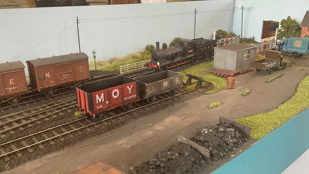 Thurstable Lane Shunting Demonstration - YouTube