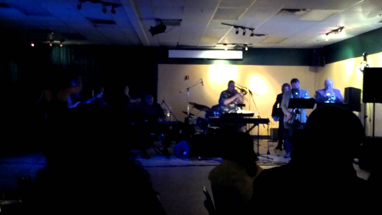 Deely Stan "Pretzel Logic" (Partial) at The Gold Room, Portland, Maine ...