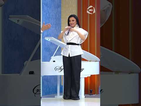 Vəfa Şərifova aylıq 100 min manat qazandığını açıqladı / Rəngarəng Səhər