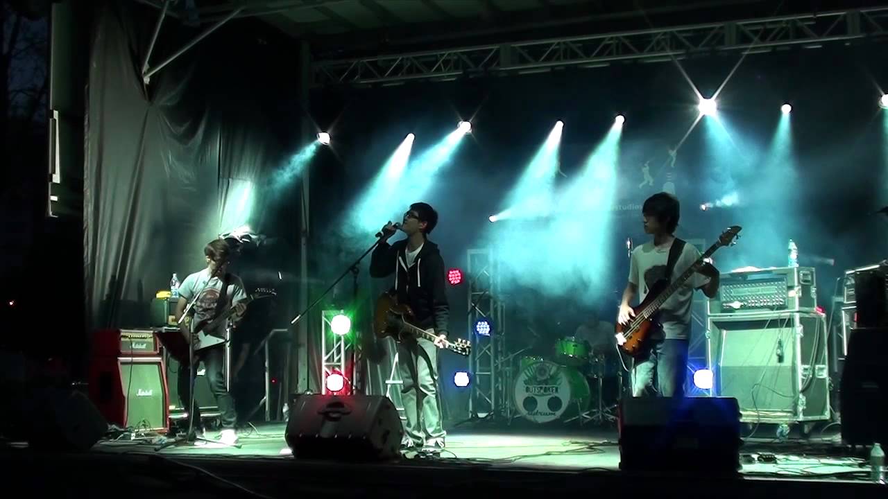 Phasma - Empty Every Night @ Markham BOTB 2012 - YouTube