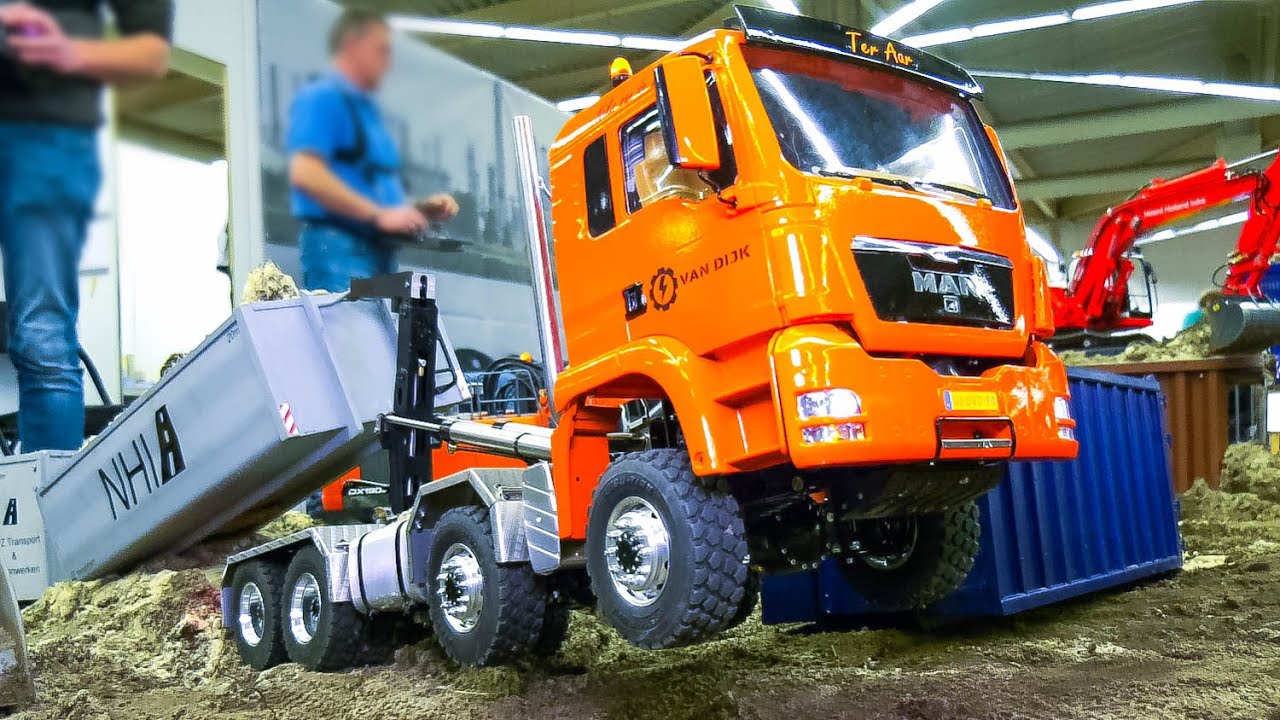 RC TRUCK MAN 8x8 WORK HARD, RC CONSTRUCTION SITE!! MODEL FAIR GERMANY ...