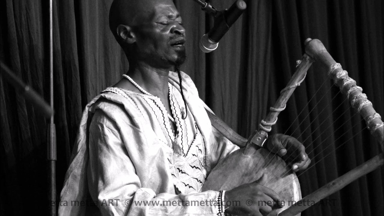 Ayub Ogada. Kothbiro. - YouTube