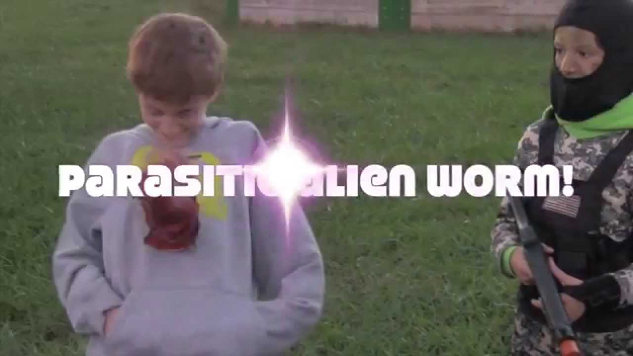 EASY Parasitic ALIEN Chest-Burster Costume DIY - YouTube