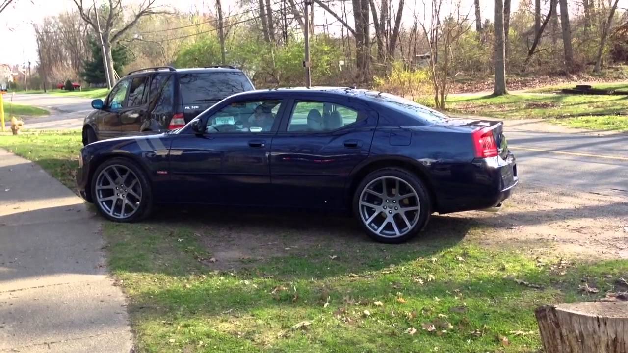 Cherry Bomb Vortex mufflers on 2006 Charger R/T - YouTube