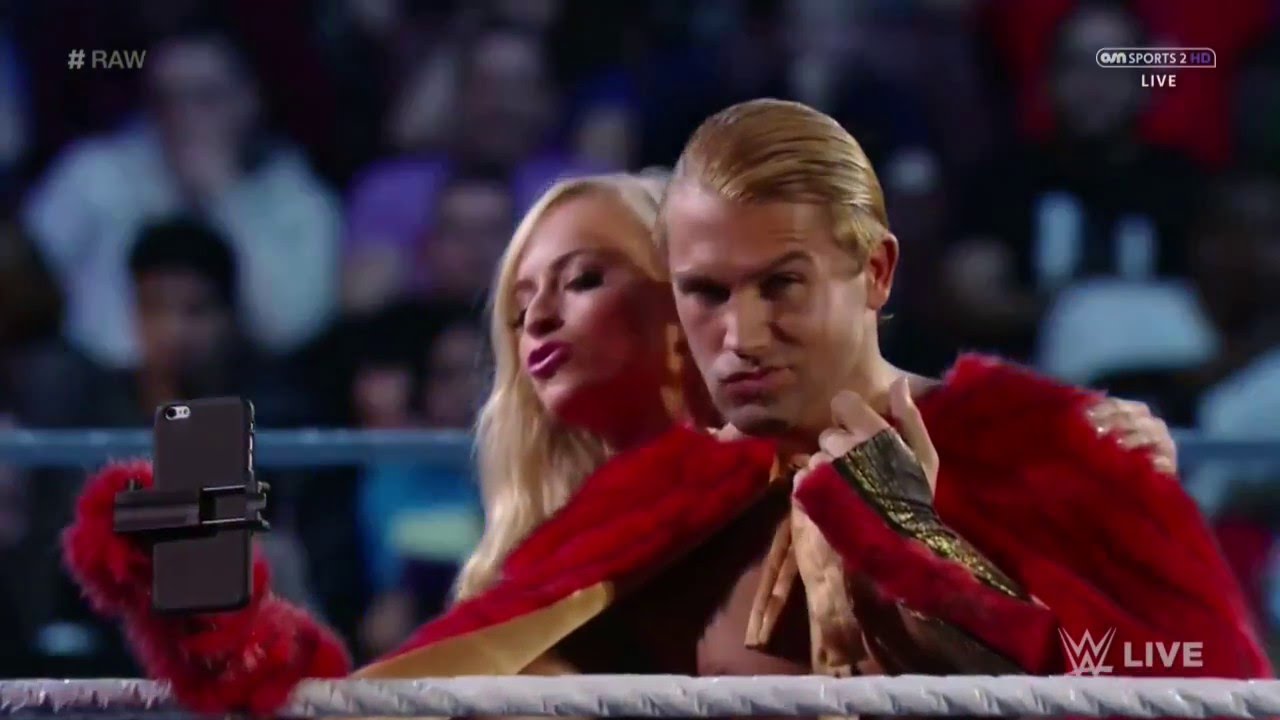 (720pHD): WWE Raw 12.14.15: Summer Rae - YouTube