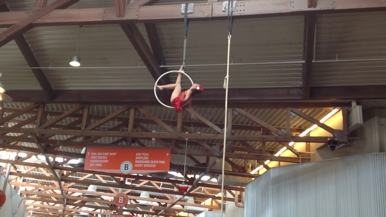GRACE aerial hoop act @ Artegon - YouTube