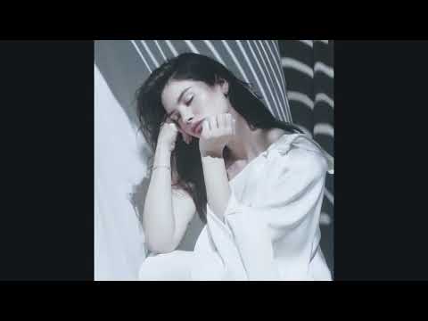 Tehe - Gracie Abrams (8D Audio)